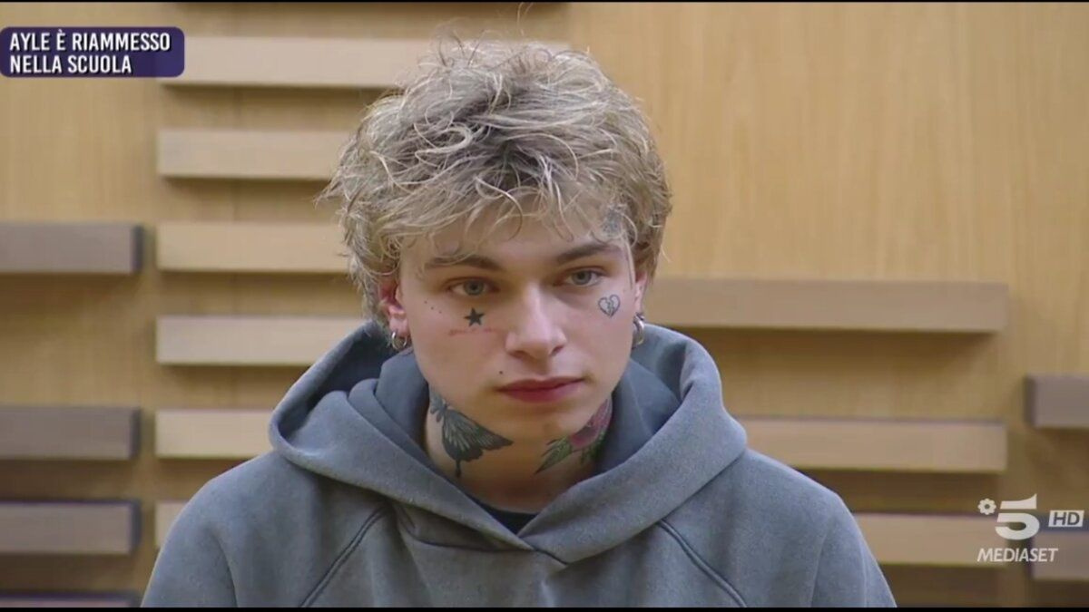 Amici, Ayle 'graziato' da Anna, fan critici: 'Vergognoso, Pettinelli è ...