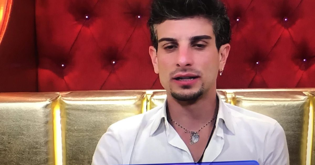 GF, Giuseppe brinda dimenticando Anita: 'Tranne Paolo è stata una bella ...