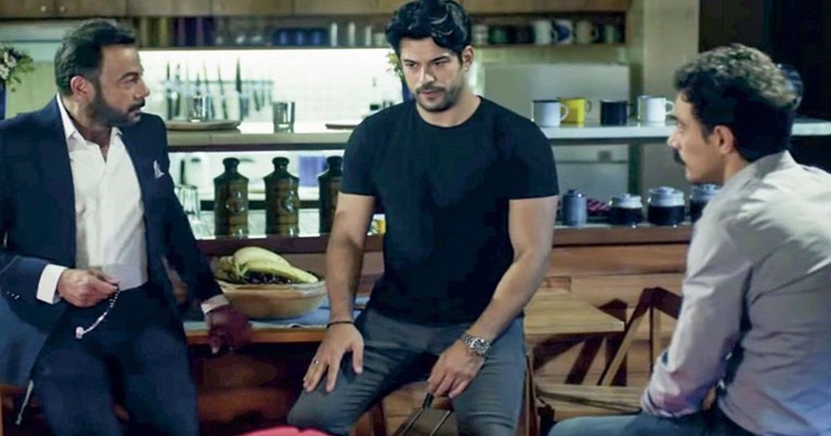 Kara Sevda, anticipazioni puntate turche: Emir costringe Nihan a sparare a Kemal