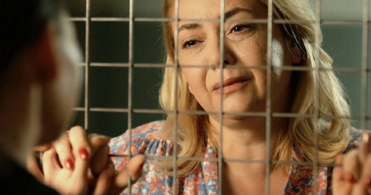 Terra amara, trame turche: Betul chiede scusa alla madre dopo essere ...