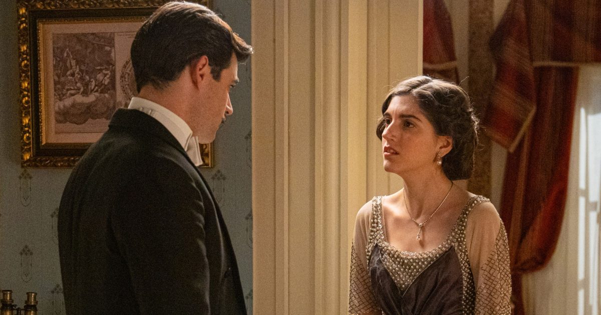 La Promessa anticipazioni spagnole: Jimena tenta di uccidere Catalina e viene cacciata via