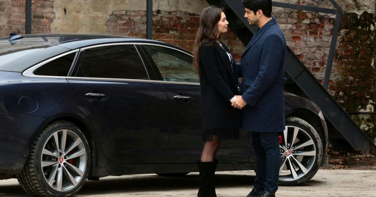 Endless Love, anticipazioni delle puntate turche: Nihan soffre per Soydere, ma lui la rifiuta