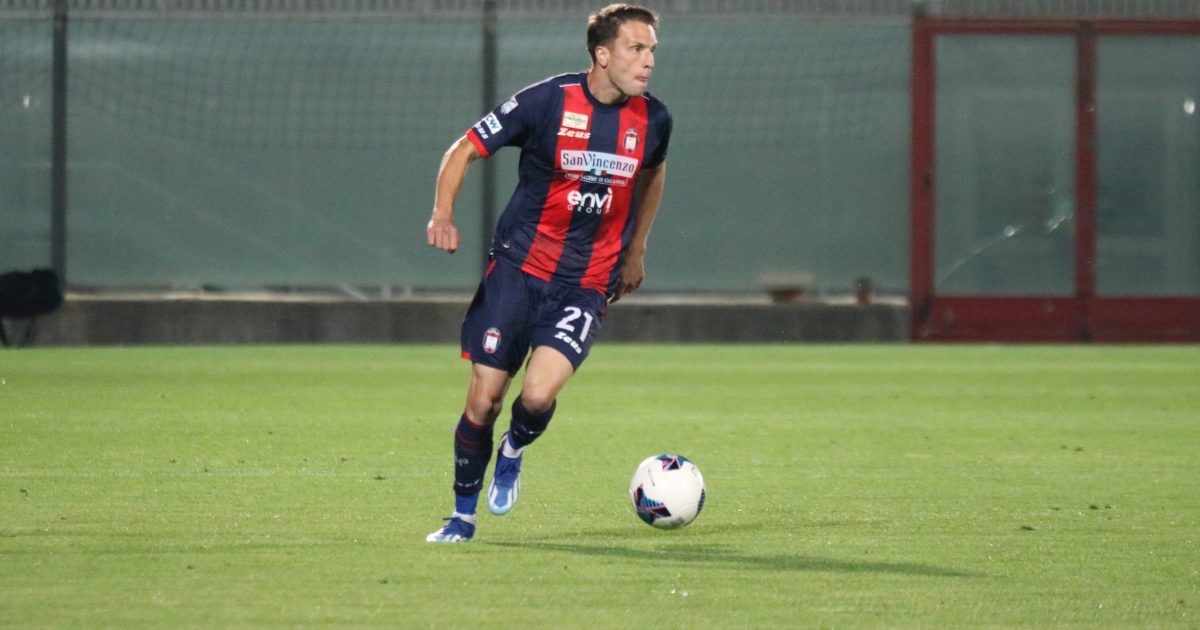 Calciomercato Crotone: gli occhi del Pescara su Daniel Leo