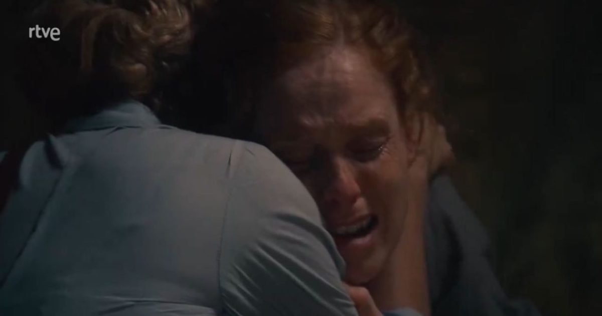 La Promessa, anticipazioni spagnole: Jana dà il veleno a Pia per organizzare la sua morte