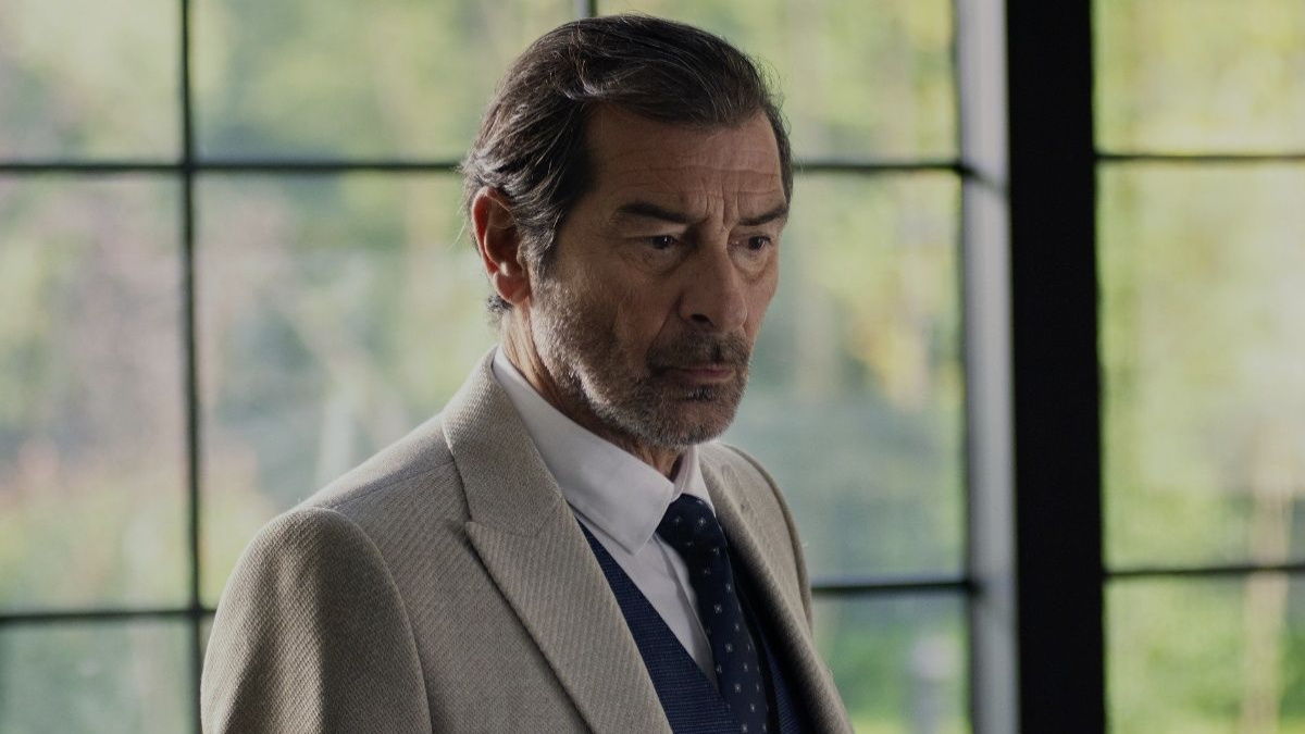 Segreti di famiglia, spoiler del 25 agosto: Lacin vuole divorziare da Yekta