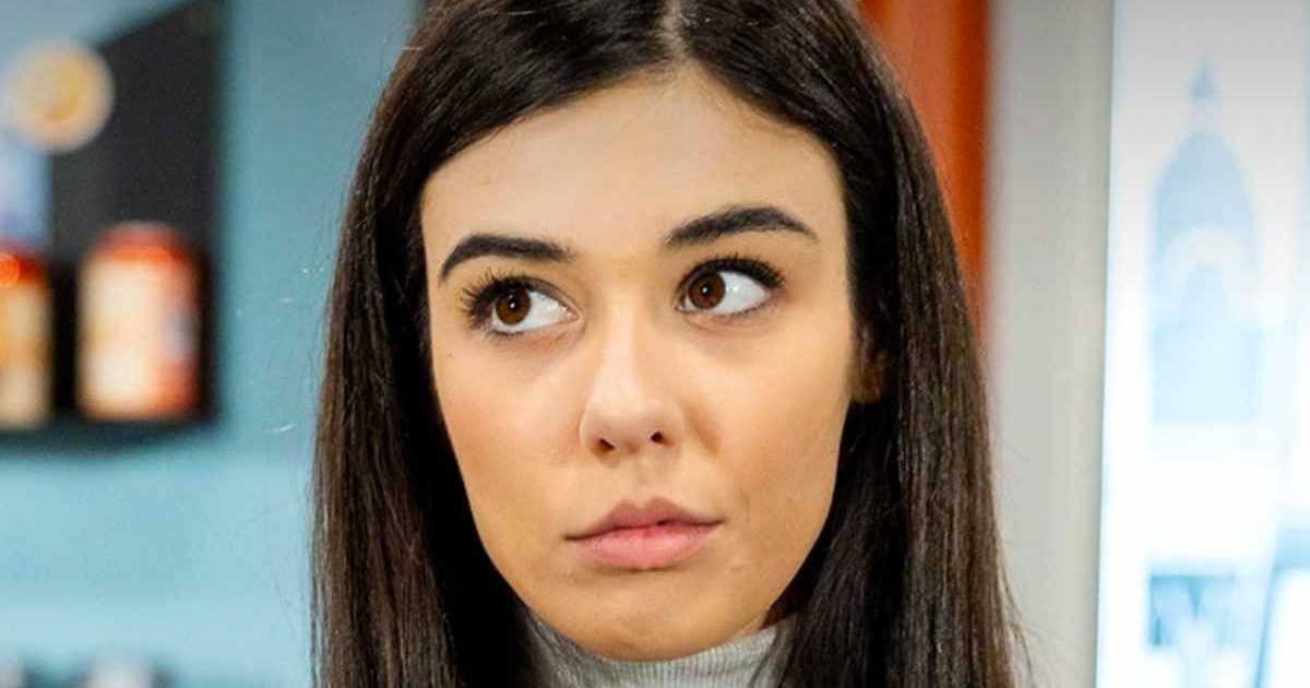 Un posto al sole puntata venerdì 24 gennaio: Damiano preoccupa Viola, Rossella sta male