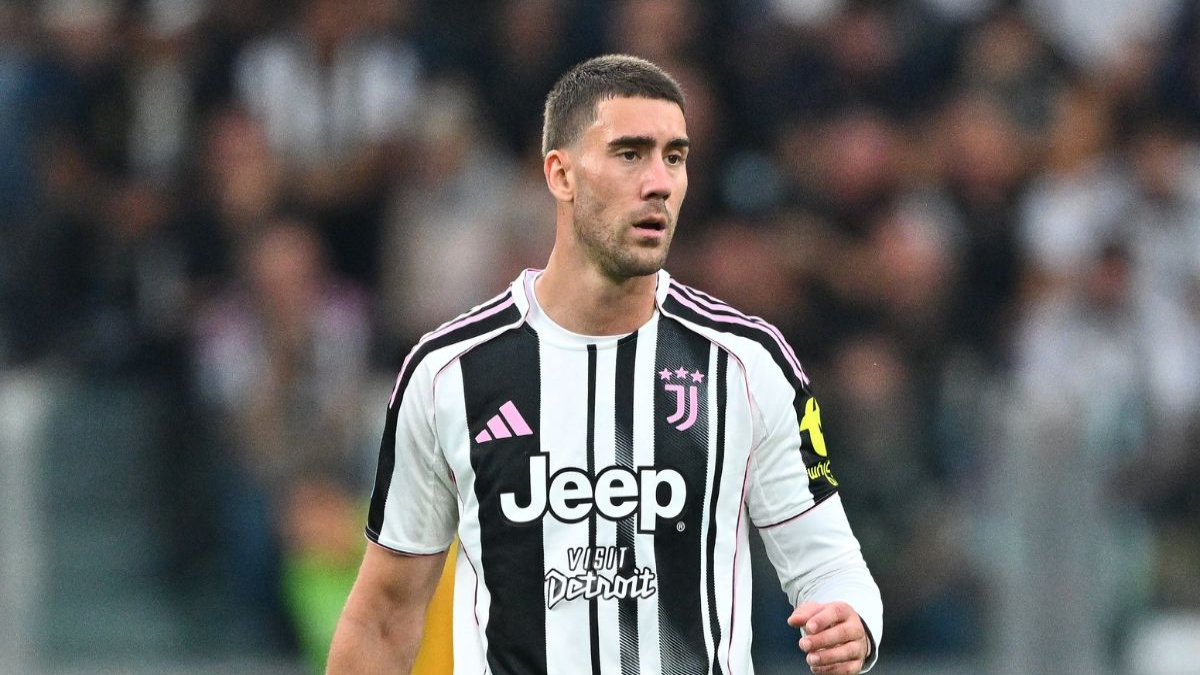 Juve, anche la Roma sarebbe sulle tracce di Vlahovic per gennaio