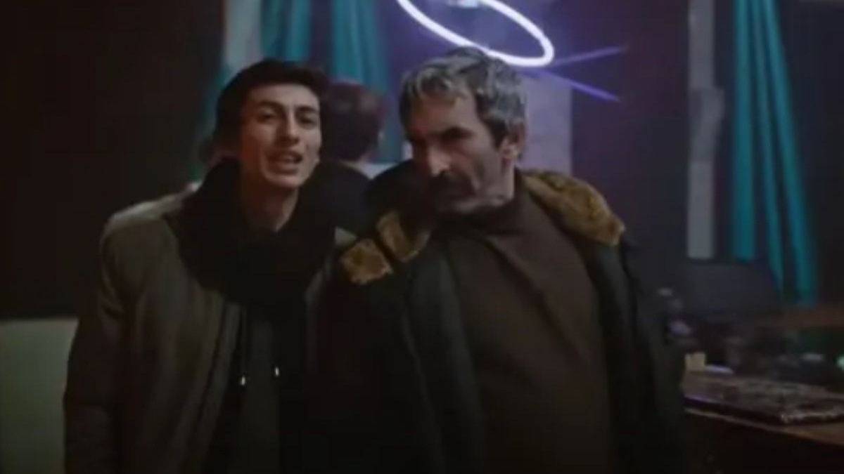 Io sono Farah, trame turche: Kaan è innocente, è stato Ilyas a eliminare Alperen