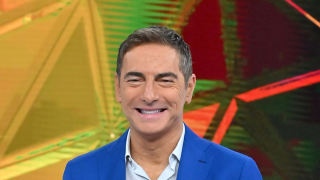 L’Eredità, commenti ironici e pungenti sui social durante il quiz di Rai 1