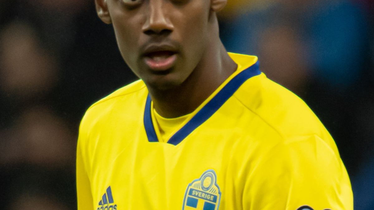 Slot annuncia: Isak out per un paio di mesi, “gli altri si rimbocchino ...