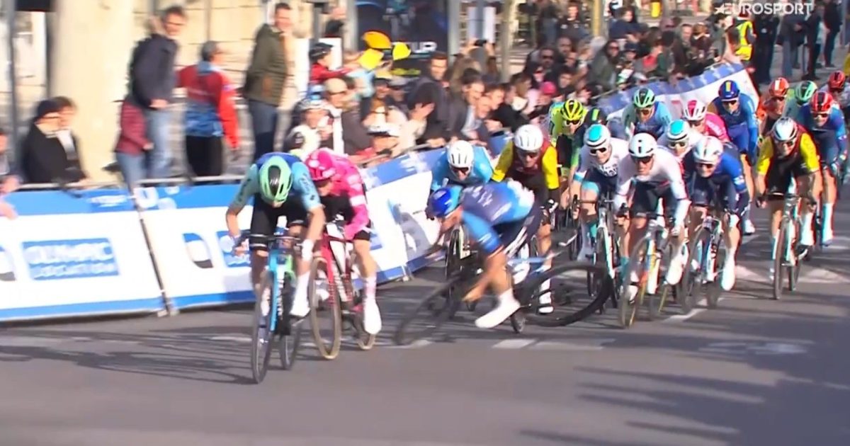 Ciclismo: Ackermann cade in volata per un dosso, Tour de Provence a ...