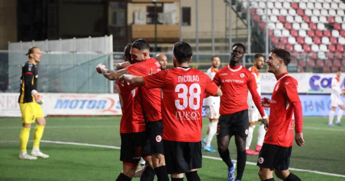 Serie C, Turris: per ora nessun pagamento, c'è tempo fino alla mezzanotte