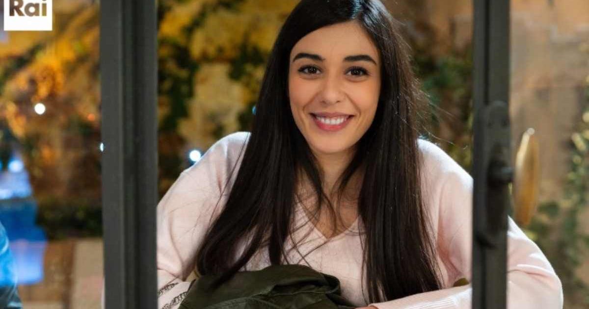 Un posto al sole, episodi dal 17 al 21 marzo: Rossella incontra Fusco e si sente male