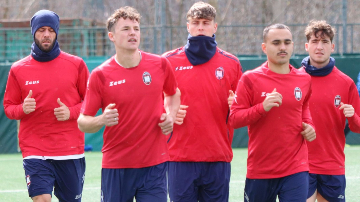 Crotone: per la sfida col Cerignola recupera Barberis, out Giron