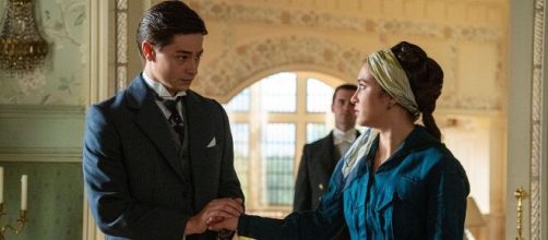 La Promessa, spoiler Spagna, Pelayo sconvolge Catalina: 'Cruz voleva che ti seducessi'