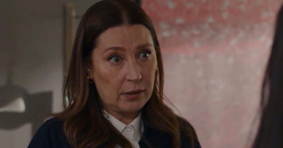 Tradimento, la soap cancellata di domenica sera dal 30 marzo: al suo posto Gerry Scotti