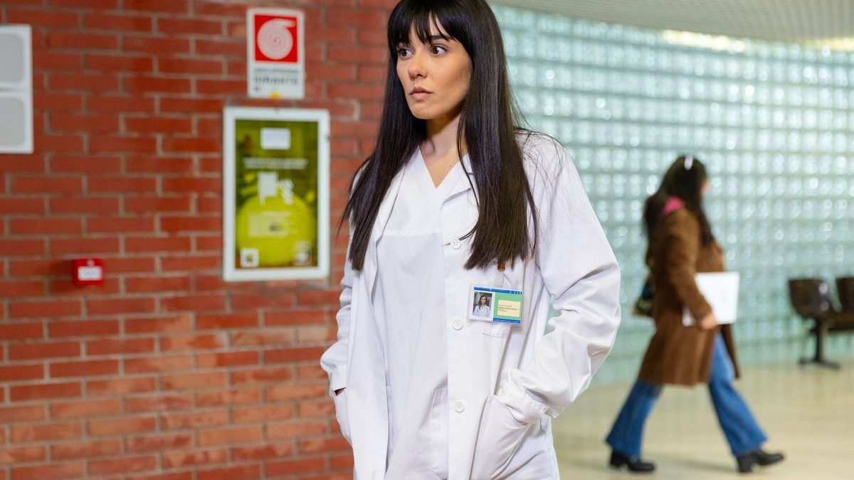 Upas, spoiler dal 17 al 21 marzo: Rossella scossa da Fusco, Michele ...