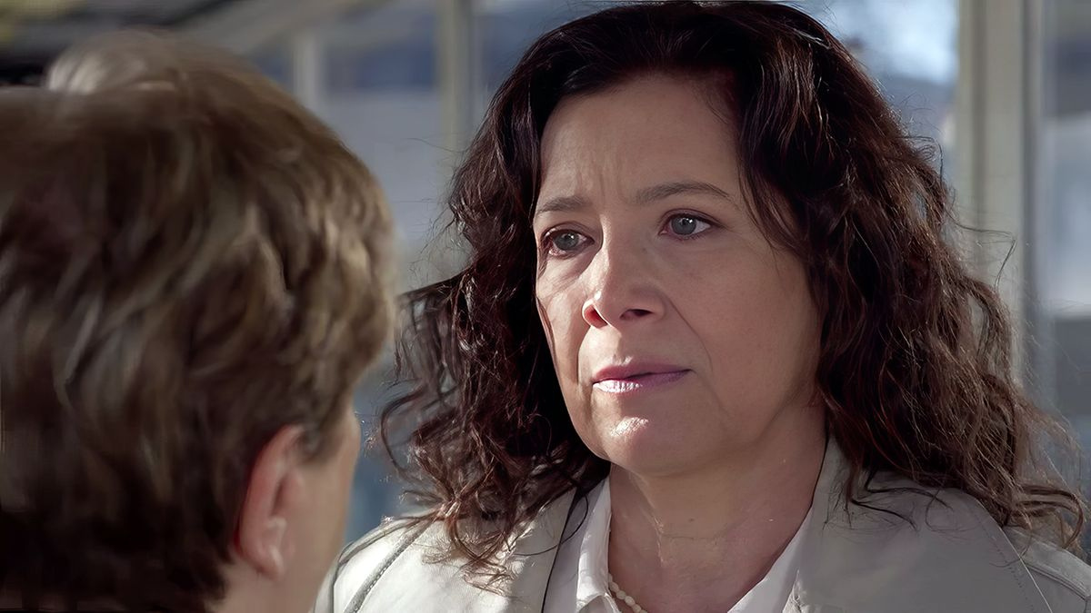 Upas, episodio del 16 aprile: Agata ha il potere di comunicare con le ...