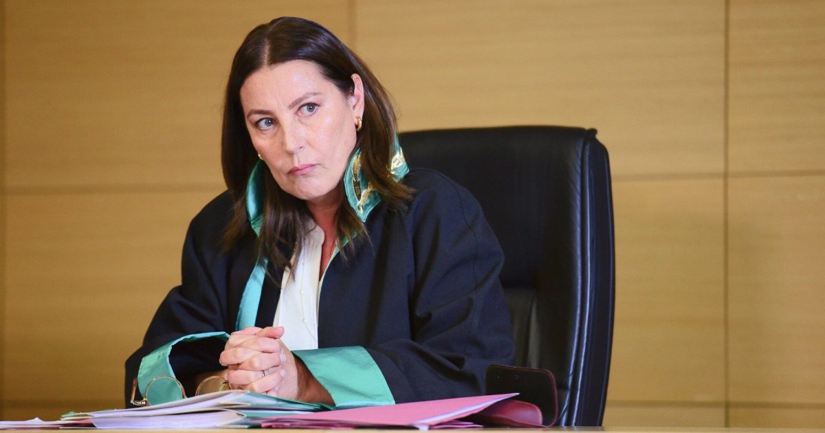 5 curiosità su Vahide Perçin: è stata sposata con l'attore di Colak in ...