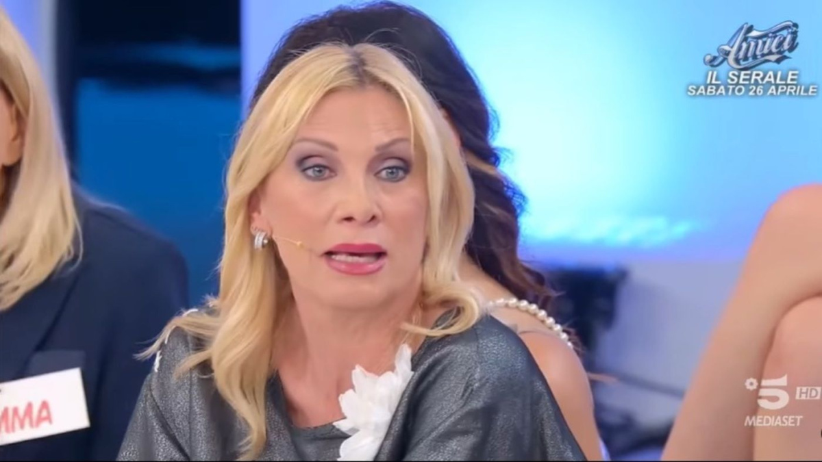 U&D, puntate dal 5 al 9 maggio: Sabrina tira uno schiaffo a Guido ...