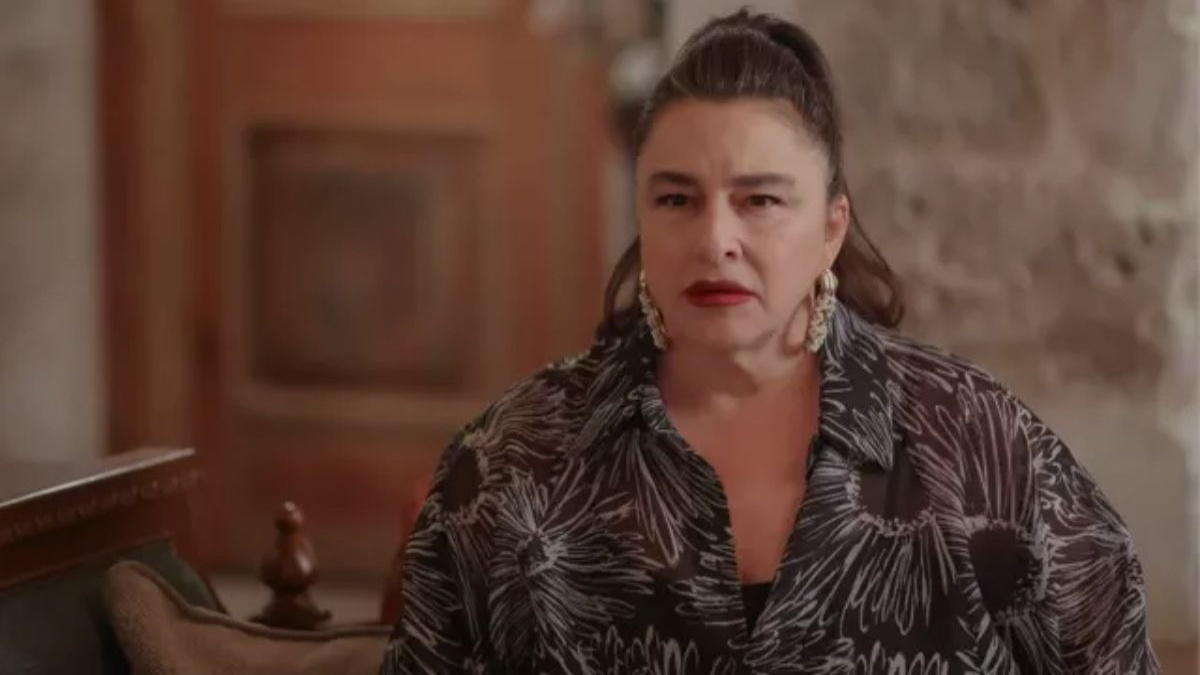 La notte nel cuore, trame turche: Hikmet scopre che Nuh e Melek sono figli di Sumru