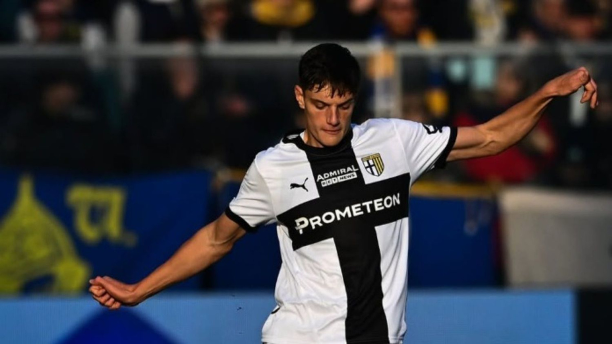 Juve, Inter, Milan e Napoli su Leoni, il Parma sogna l'asta di mercato